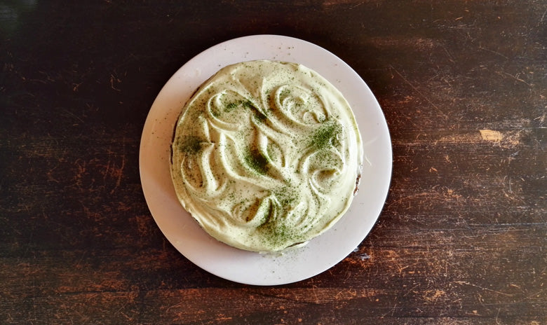 Matcha Carrot Cake with Matcha Cream Cheese Icing – Just Matcha